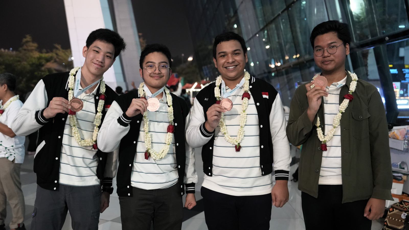 Keberhasilan Indonesia di IChO: Empat Siswa Bawa Pulang Medali Perunggu ...