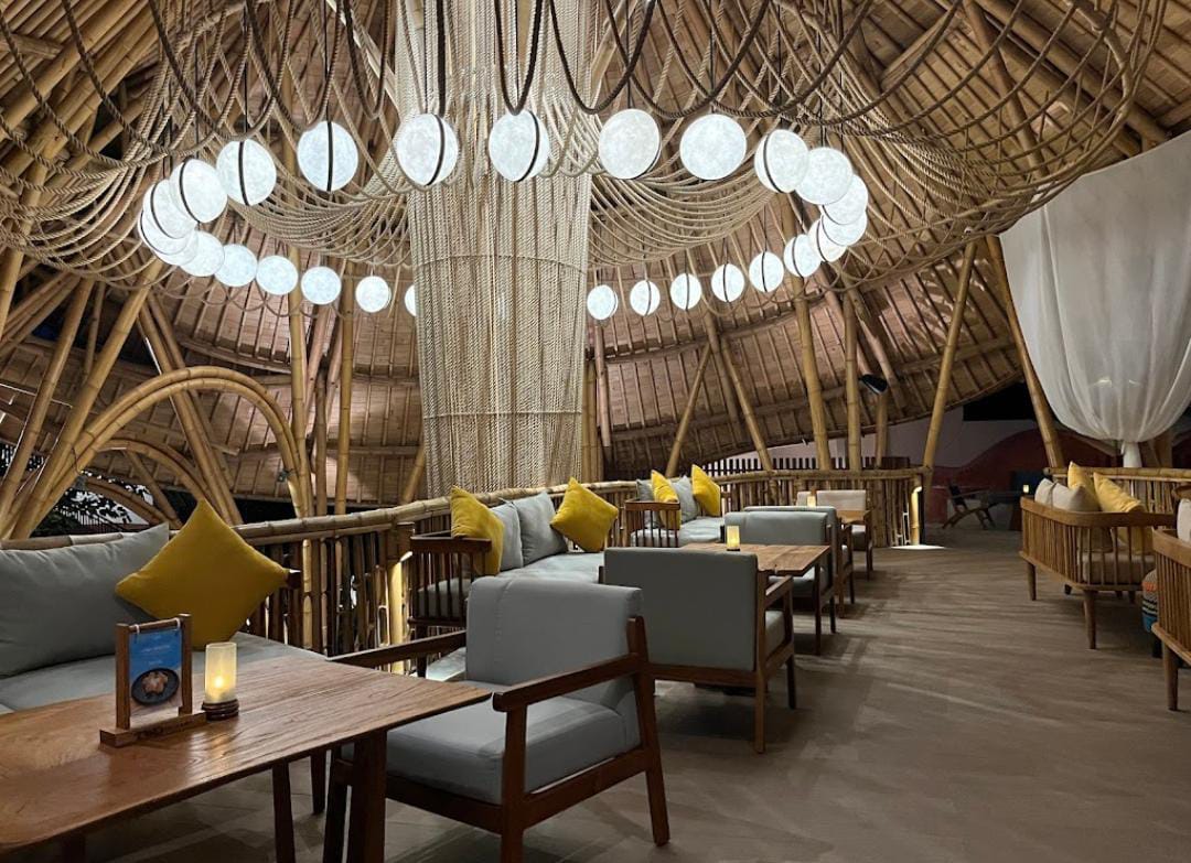 Natal Penuh Keceriaan dengan Hidangan Istimewa dan Hiburan di TUJU Ubud ...